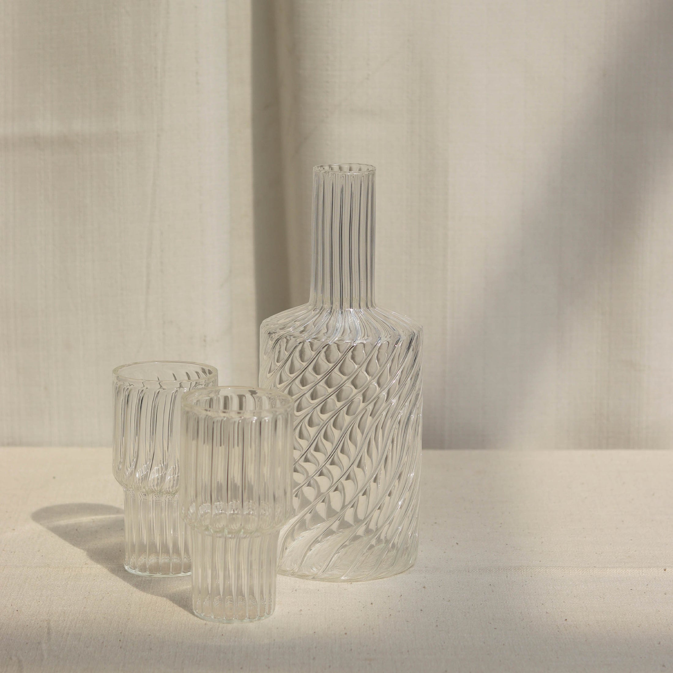 Nova Glass Carafe and Glasses – Muun Home