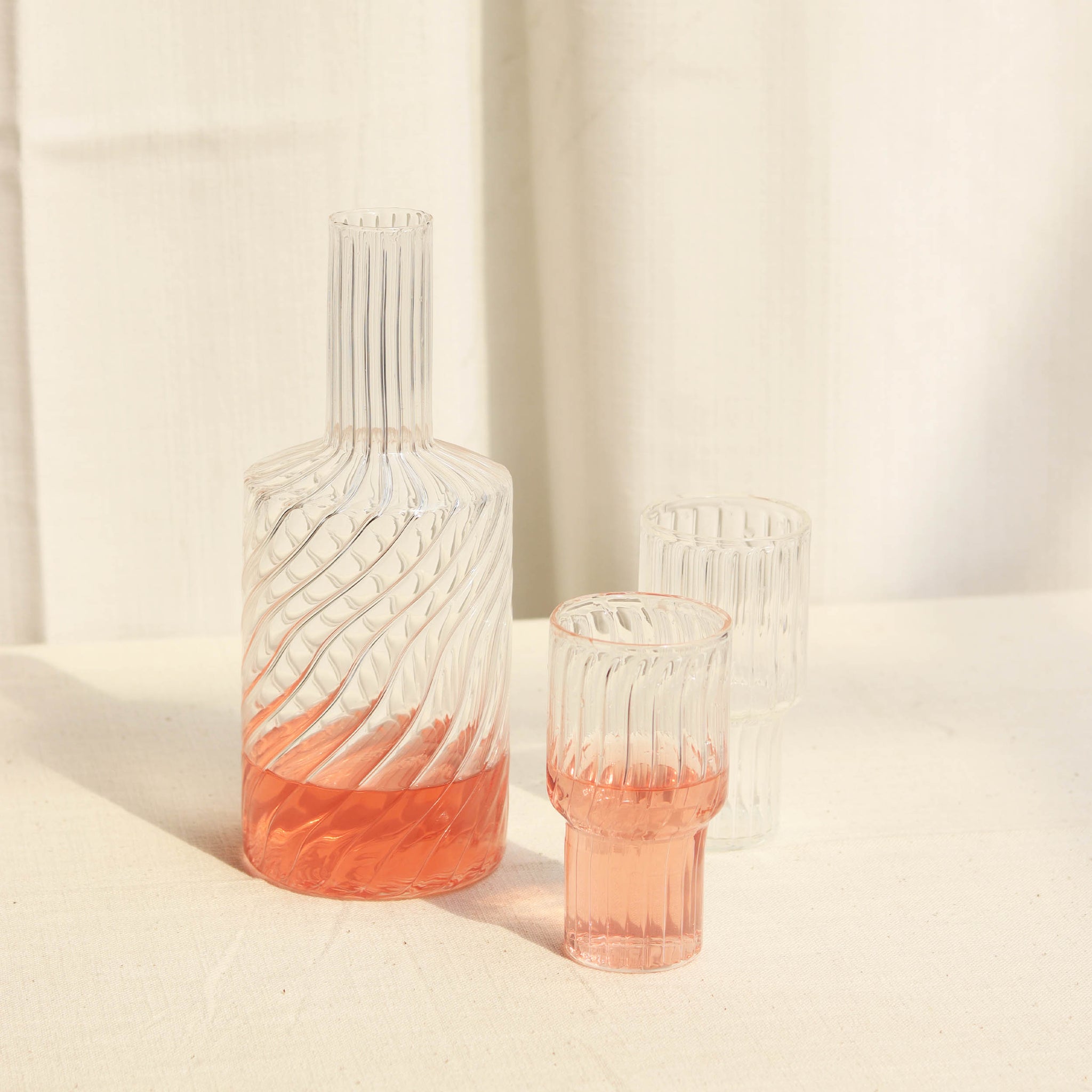 Nova Glass Carafe and Glasses – Muun Home
